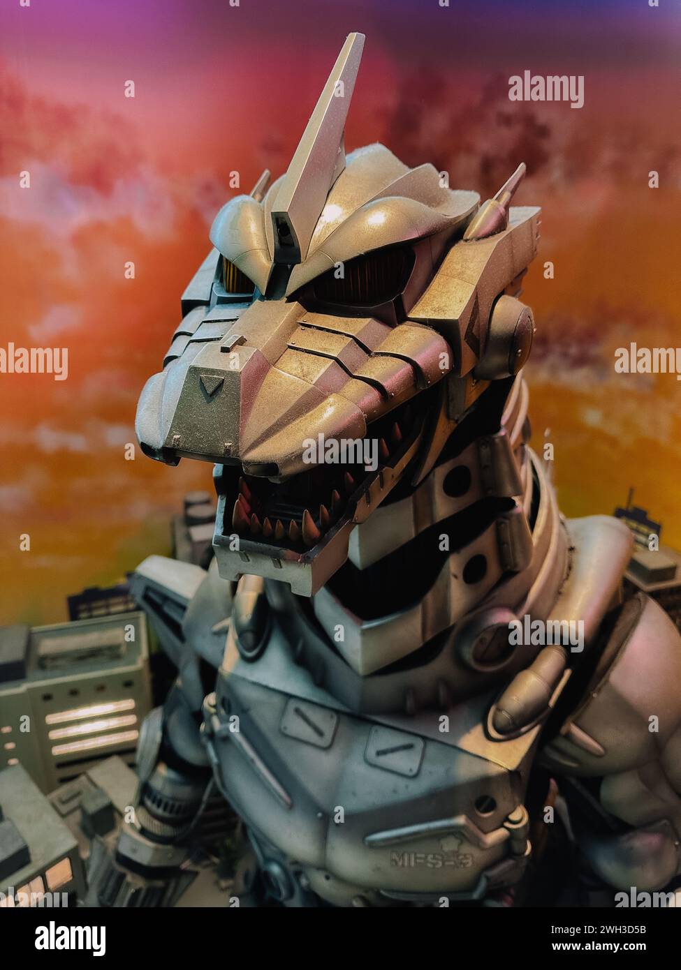 Godzilla tokyo japan hi-res stock photography and images - Alamy