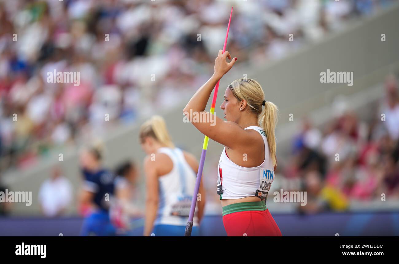 Angéla MORAVCSIK participating in the Javelin Throw at the World ...