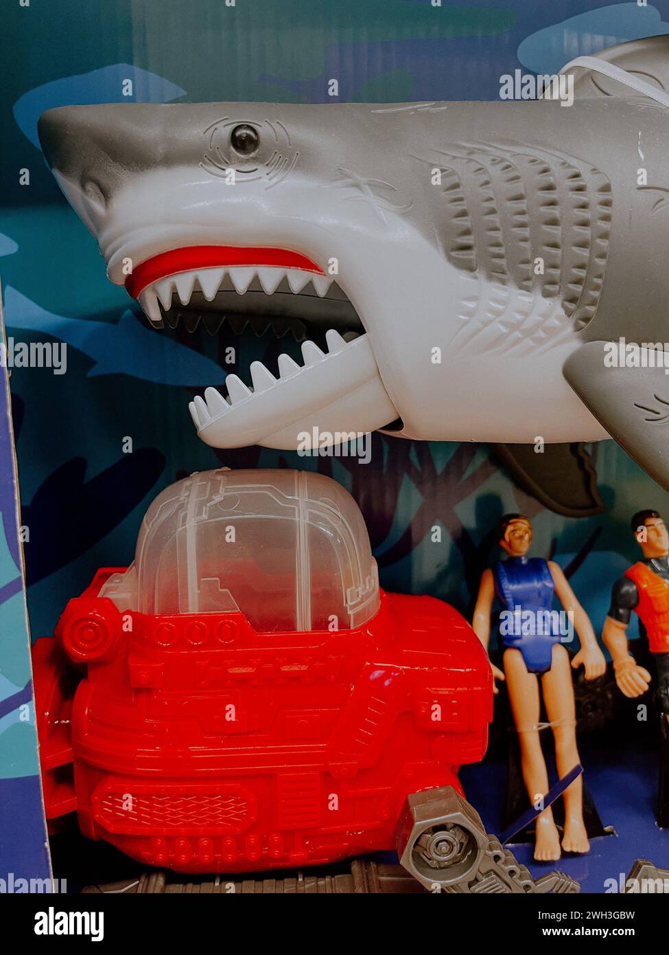 Great white shark toy hi-res stock photography and images - Alamy