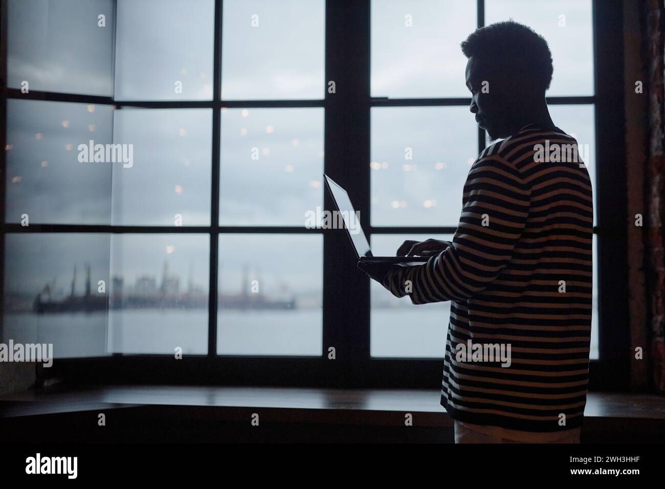 Minimal career outline hi-res stock photography and images - Alamy