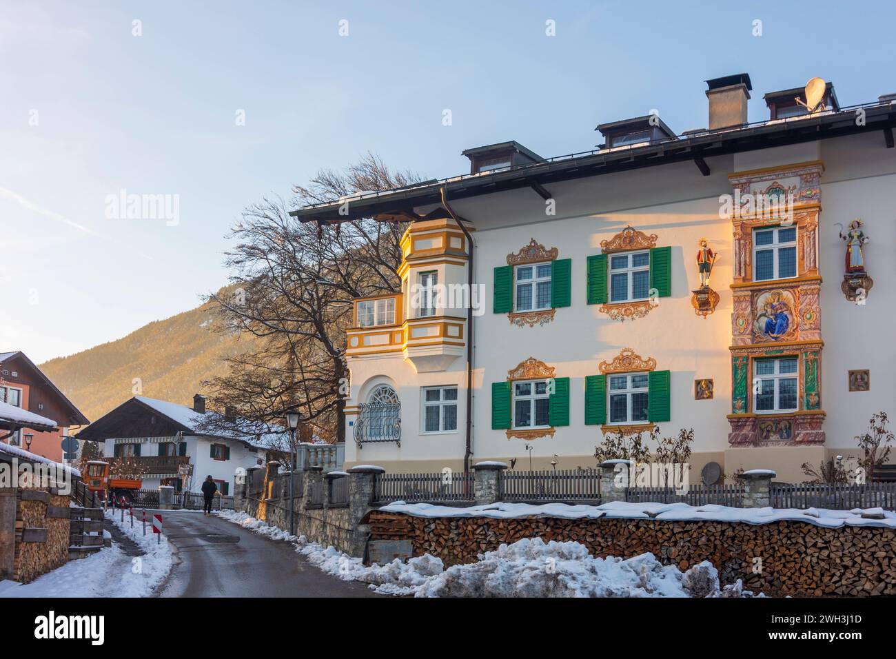 historic villa Garmisch-Partenkirchen Oberbayern, Upper Bavaria, Zugsp ...