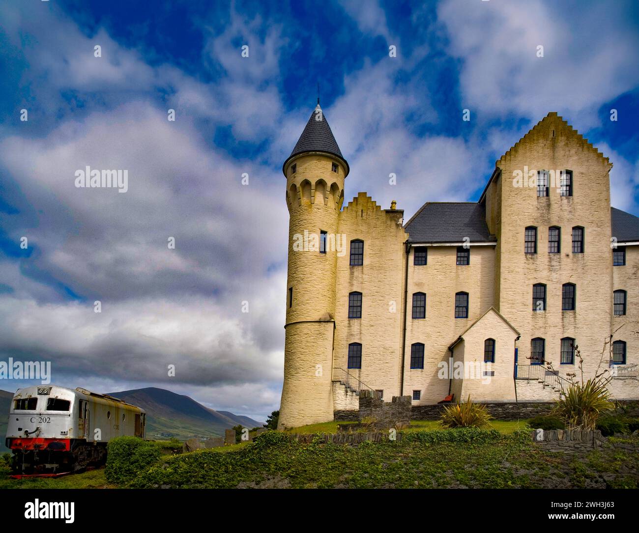 The Barracks, Cahersiveen, Ring of Kerry, Ireland Stock Photo - Alamy