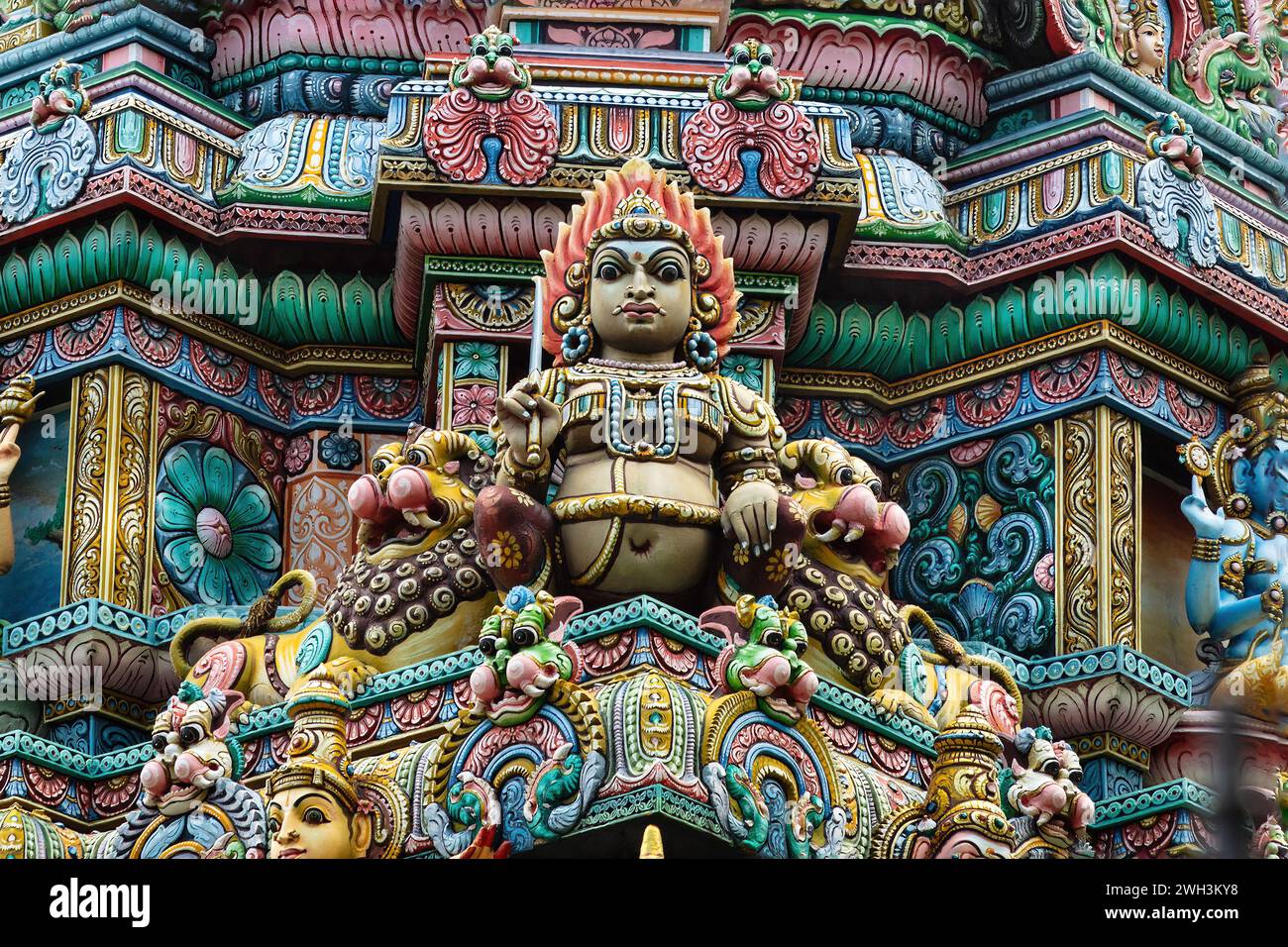 Hindu temple colors hi-res stock photography and images - Alamy