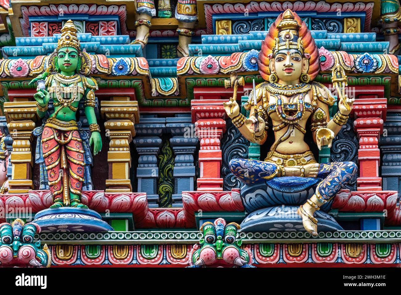 Hindu temple colors hi-res stock photography and images - Alamy
