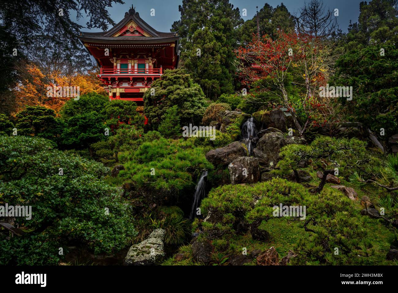 Japanese Garden and Architecture Stock Photo - Alamy