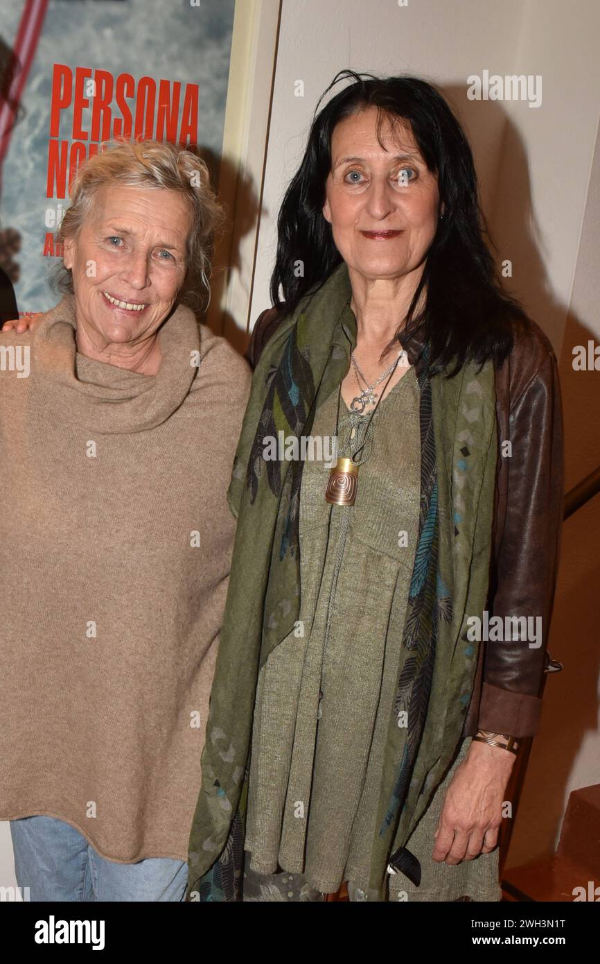 Nicola Werdenigg, Chris Karl, Verein We Together, Persona non grata ...