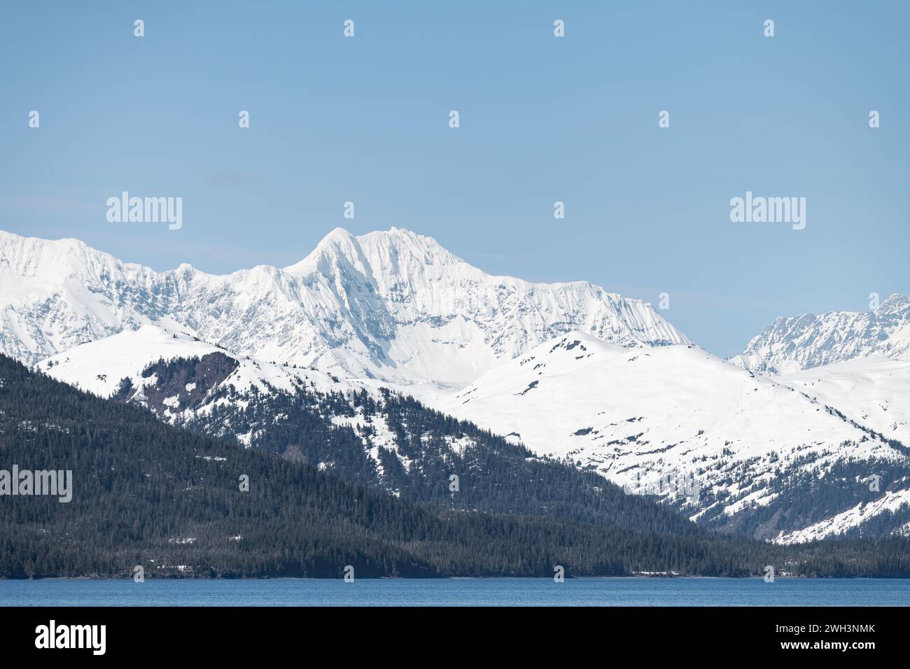College peak hi-res stock photography and images - Alamy