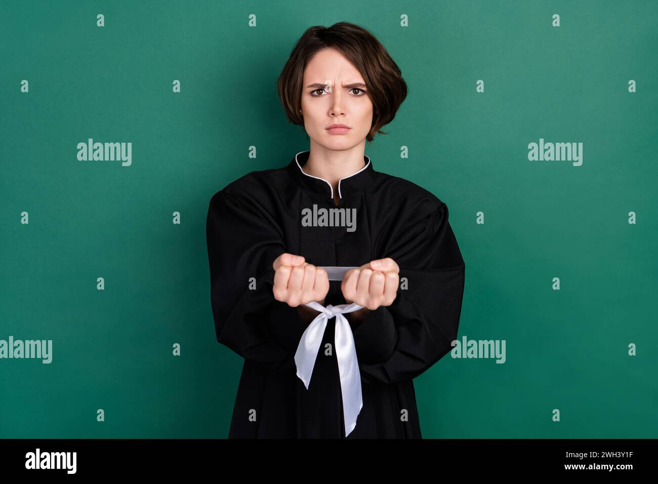 Tied hands judge hi-res stock photography and images - Alamy