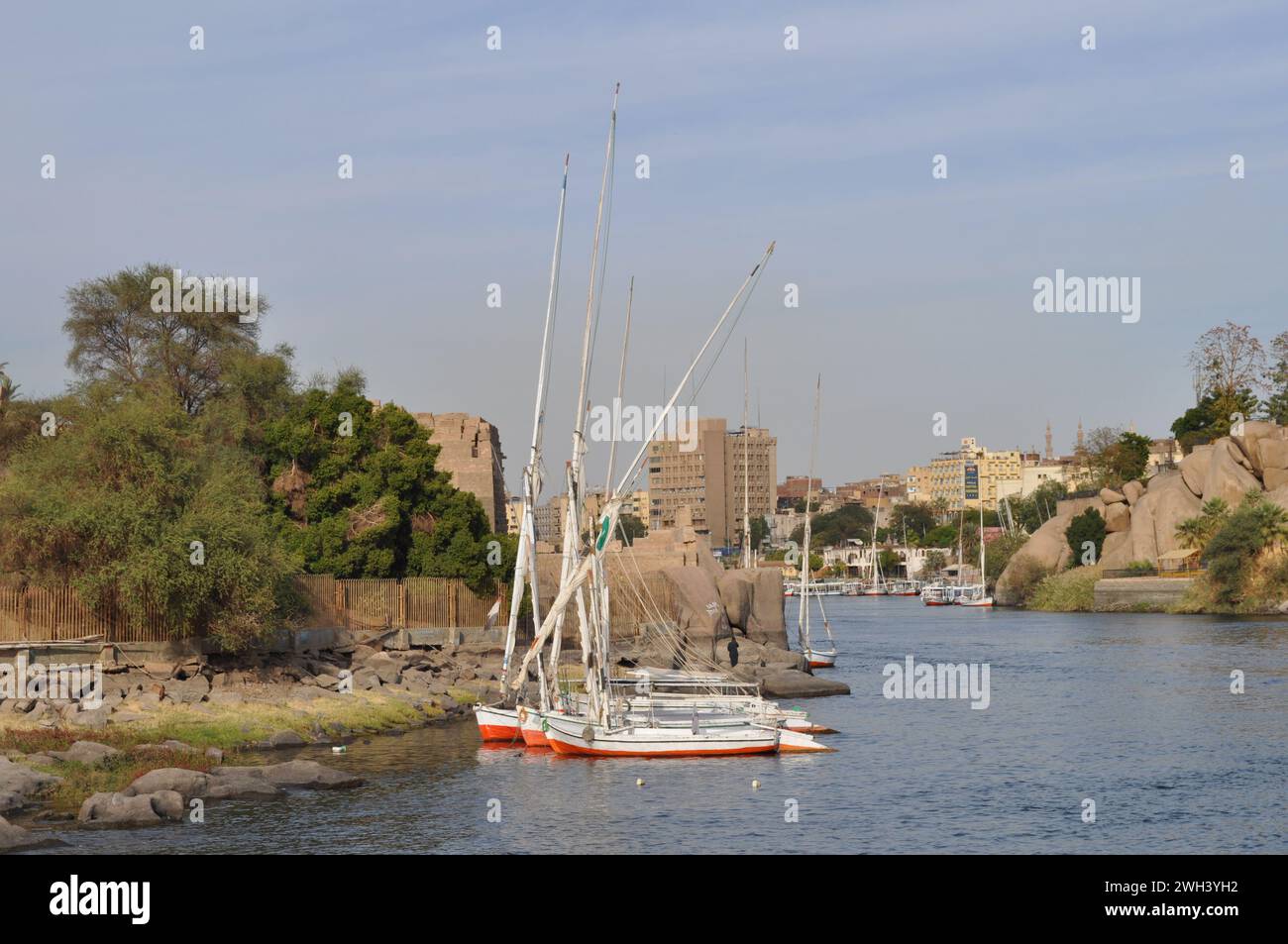 Aswan River Nile sailing boat Stock Photo - Alamy