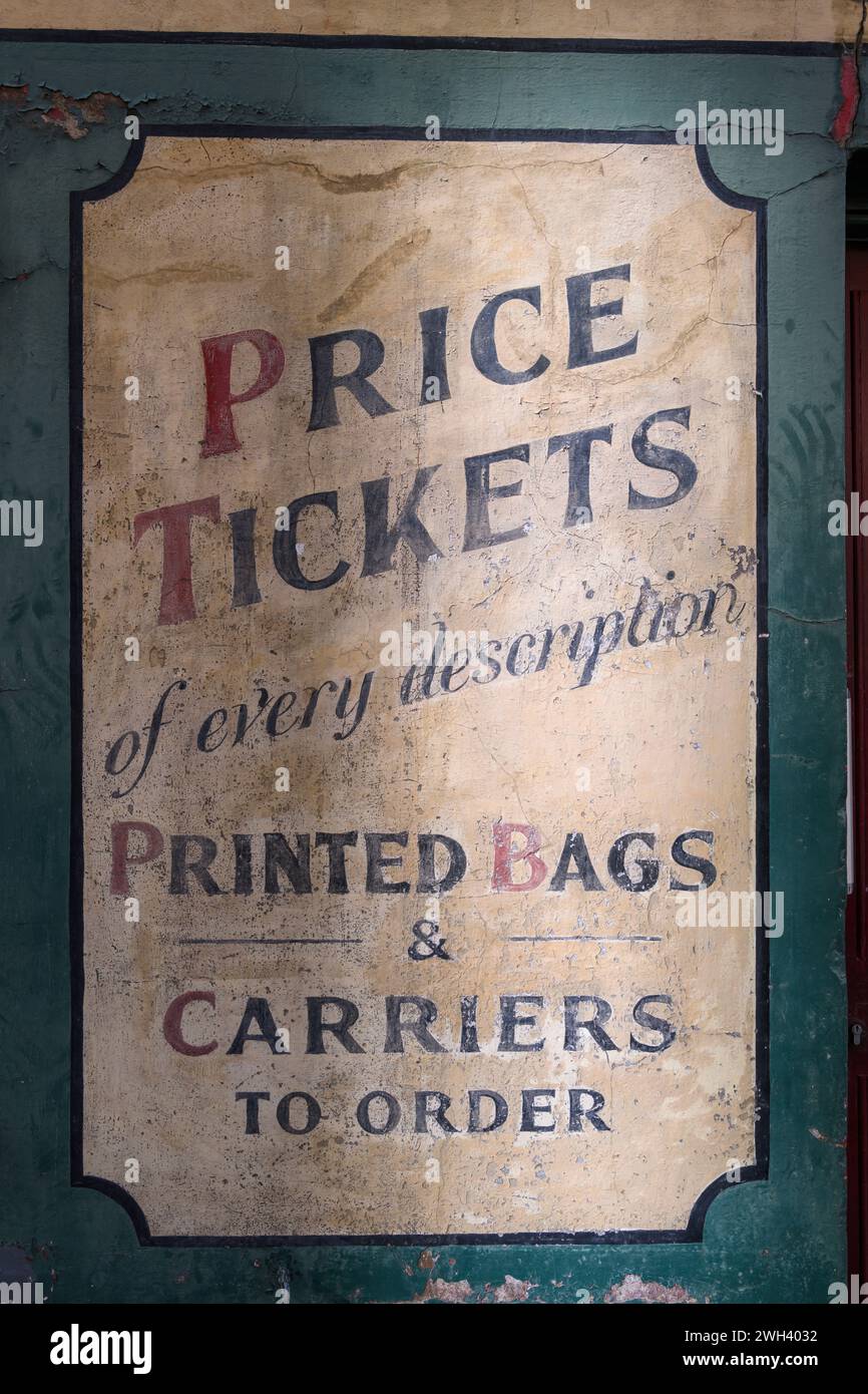 Original sign writing outside the former Donovan Bros paper bag shop in ...