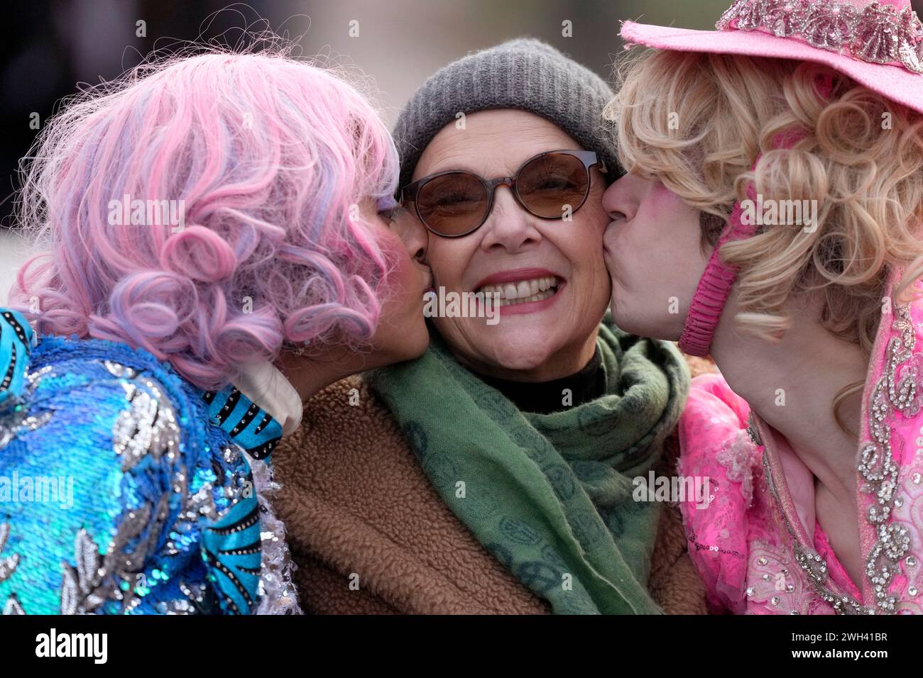 Actor Annette Bening, center, Hasty Pudding 2024 Woman of the Year ...