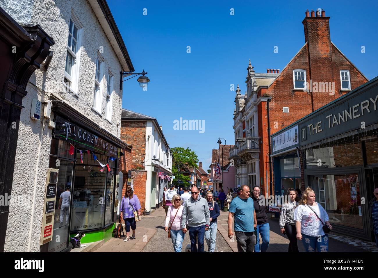 Pedestrian thoroughfare hi-res stock photography and images - Alamy
