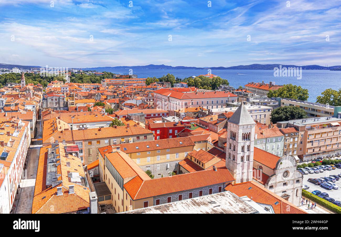 Old town zadar red rooftops hi-res stock photography and images - Alamy