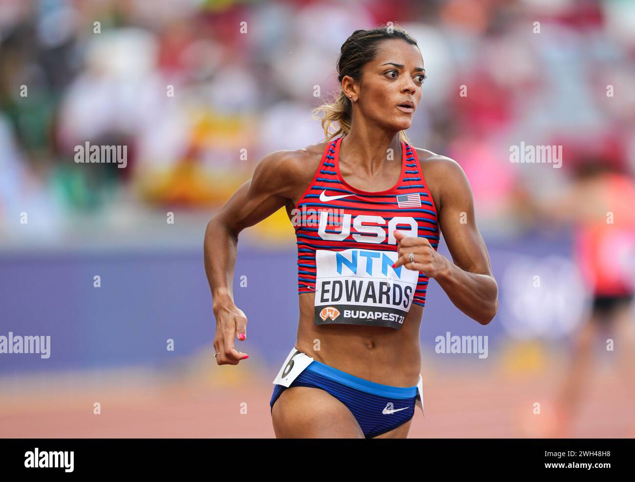 Kaela EDWARDS participating in the 800 meters at the World Athletics ...