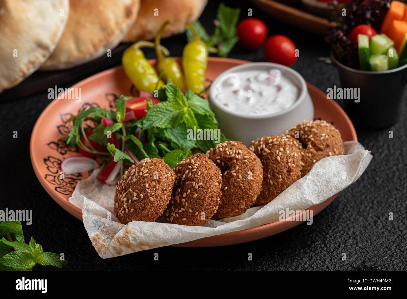 Falafel presentation hi-res stock photography and images - Alamy