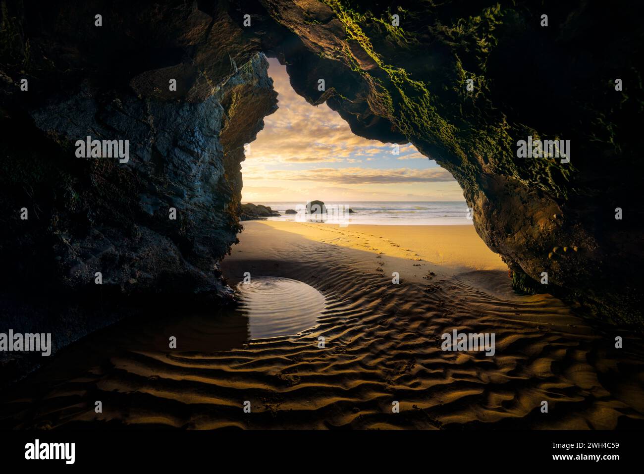 Ireland Sea Cave view at Magheramore Beach in County Wicklow Stock ...