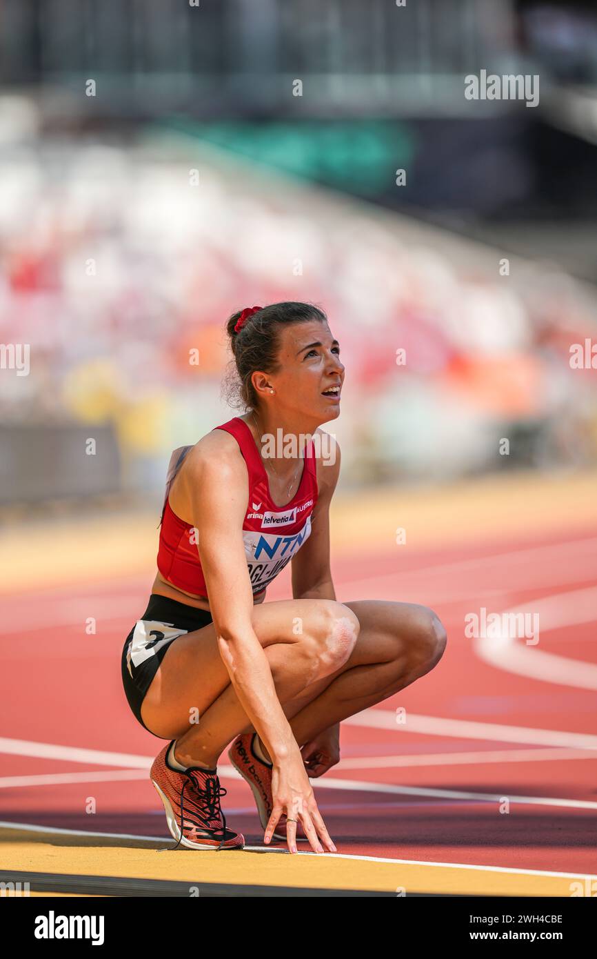Susanne GOGL-WALLI participating in the 200 meters at the World ...