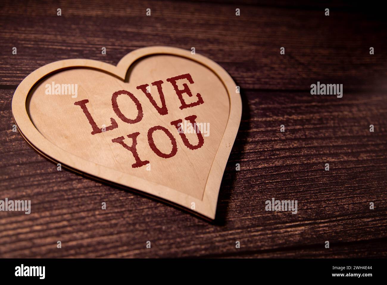 Red paper heart word love hi-res stock photography and images - Alamy