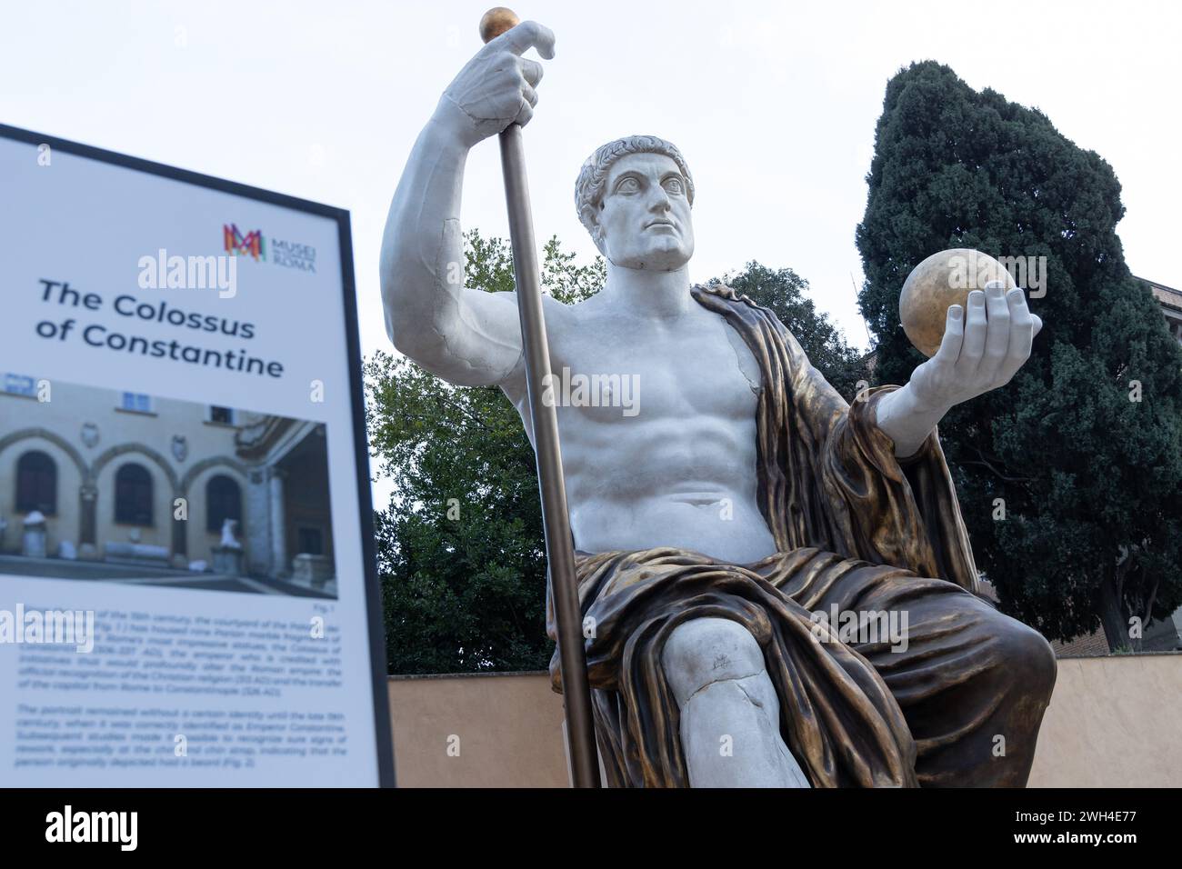 Statue statua villa hi-res stock photography and images - Alamy