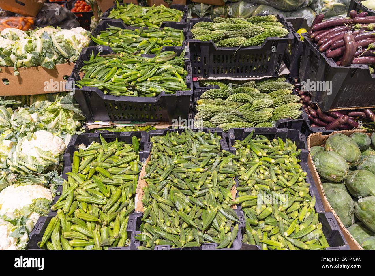 Middle East, Saudi Arabia, Al-Qassim, Buraydah. Fresh vegetables at a ...