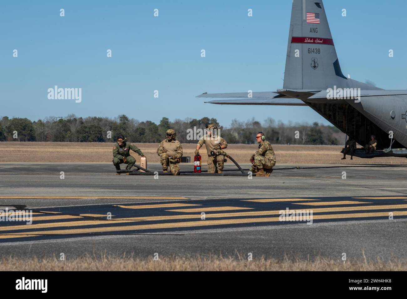 Airmen assigned to the 103rd Airlift Wing, North Kingstown, Connecticut ...