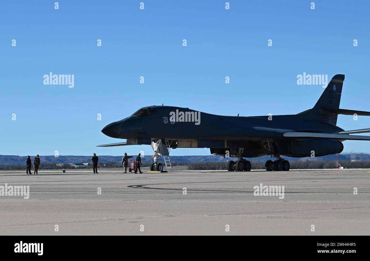 Ellsworth afb hi-res stock photography and images - Alamy