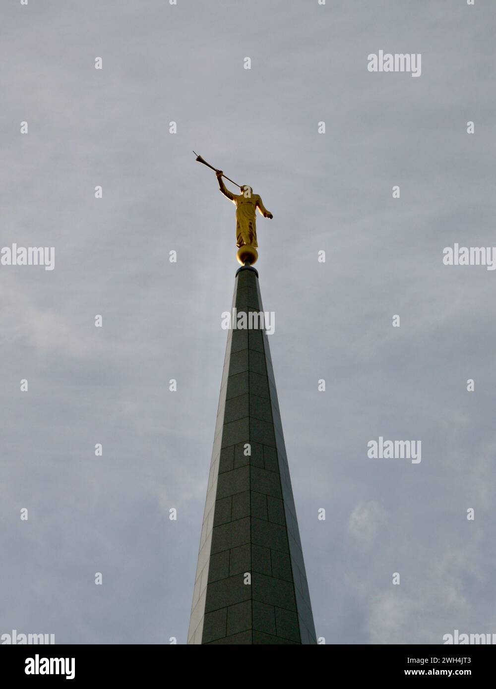 Angel moroni hi-res stock photography and images - Alamy