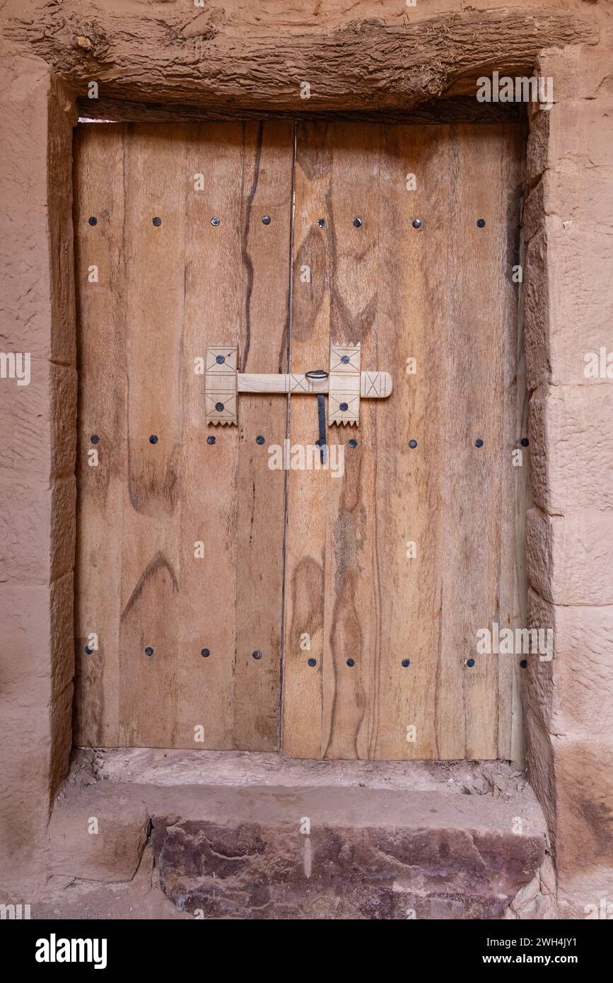 Alula building hi-res stock photography and images - Alamy