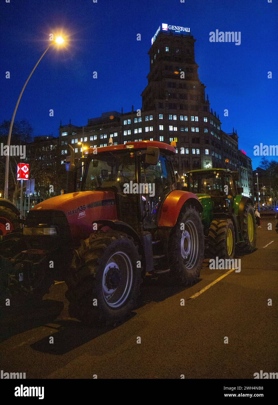 Barcelona, Spain. 7th Feb, 2024. Farmers protest against European ...