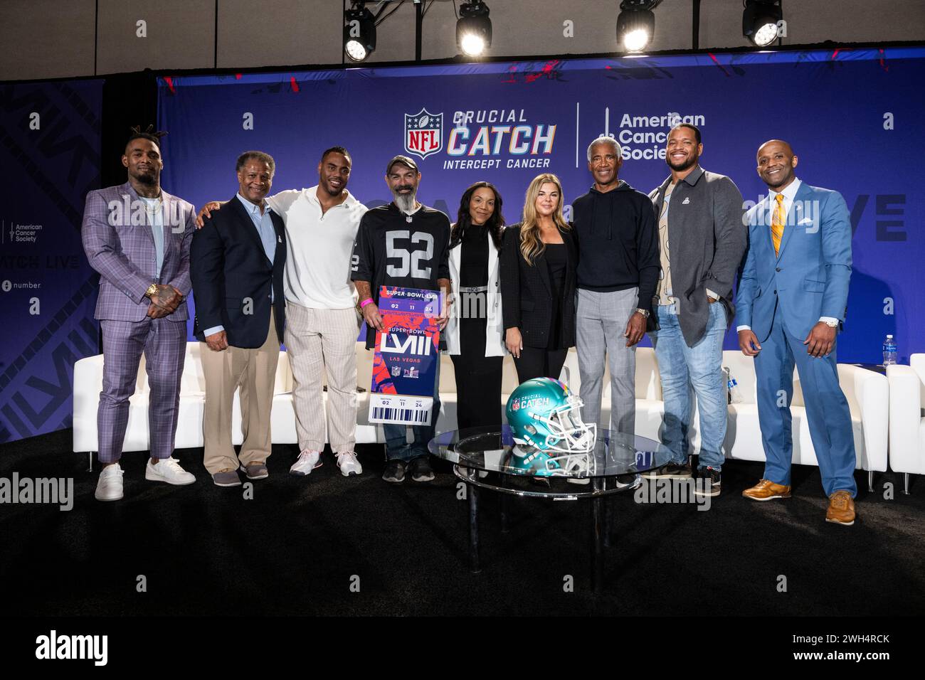 From left, Brandon Bolden, Dr. Robert Winn, Rashad Jennings, Dave ...