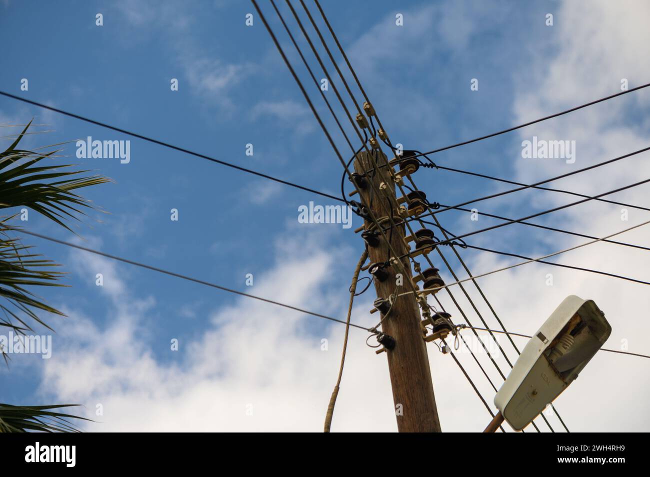 Wires on a pole hi-res stock photography and images - Alamy