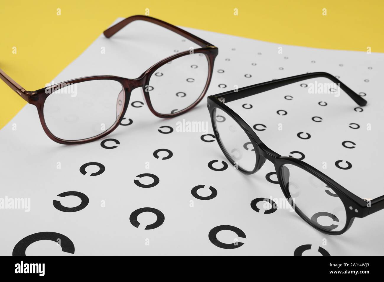 Snellen table hi-res stock photography and images - Alamy