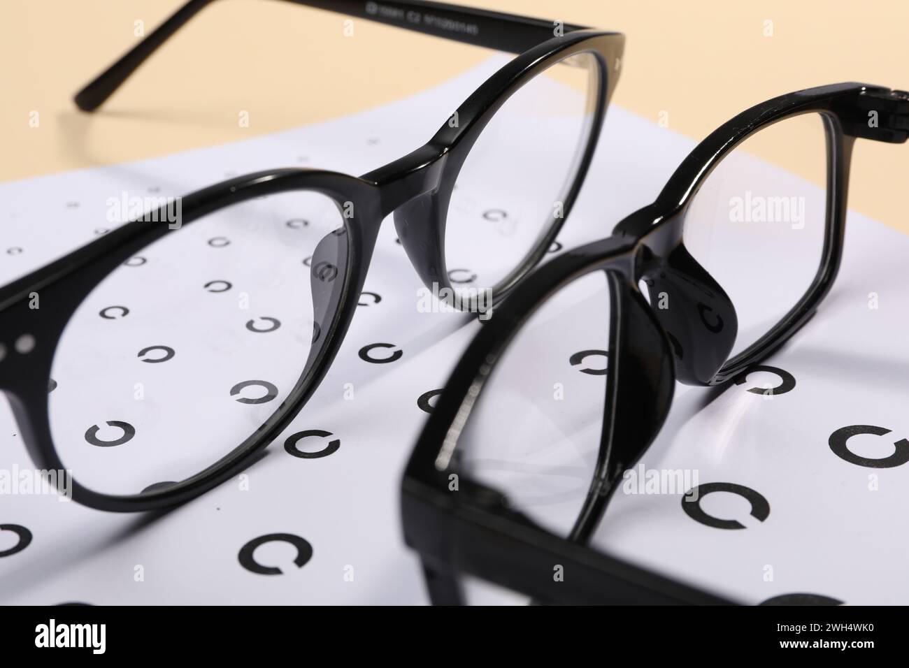 Snellen table hi-res stock photography and images - Alamy