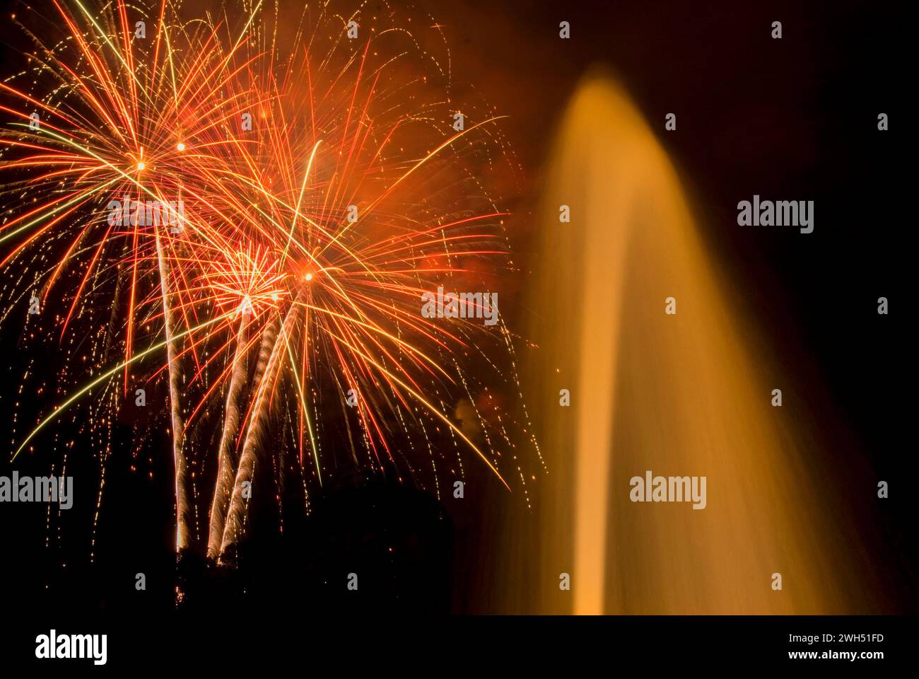 Axis Fountain with July 4th Fireworks, Oregon Garden, Oregon Stock ...