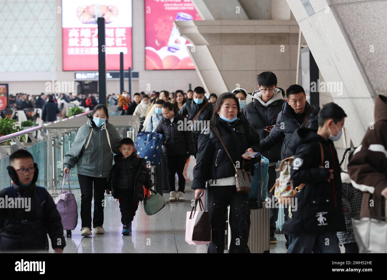**CHINESE MAINLAND, HONG KONG, MACAU AND TAIWAN OUT** Yichuan railway ...