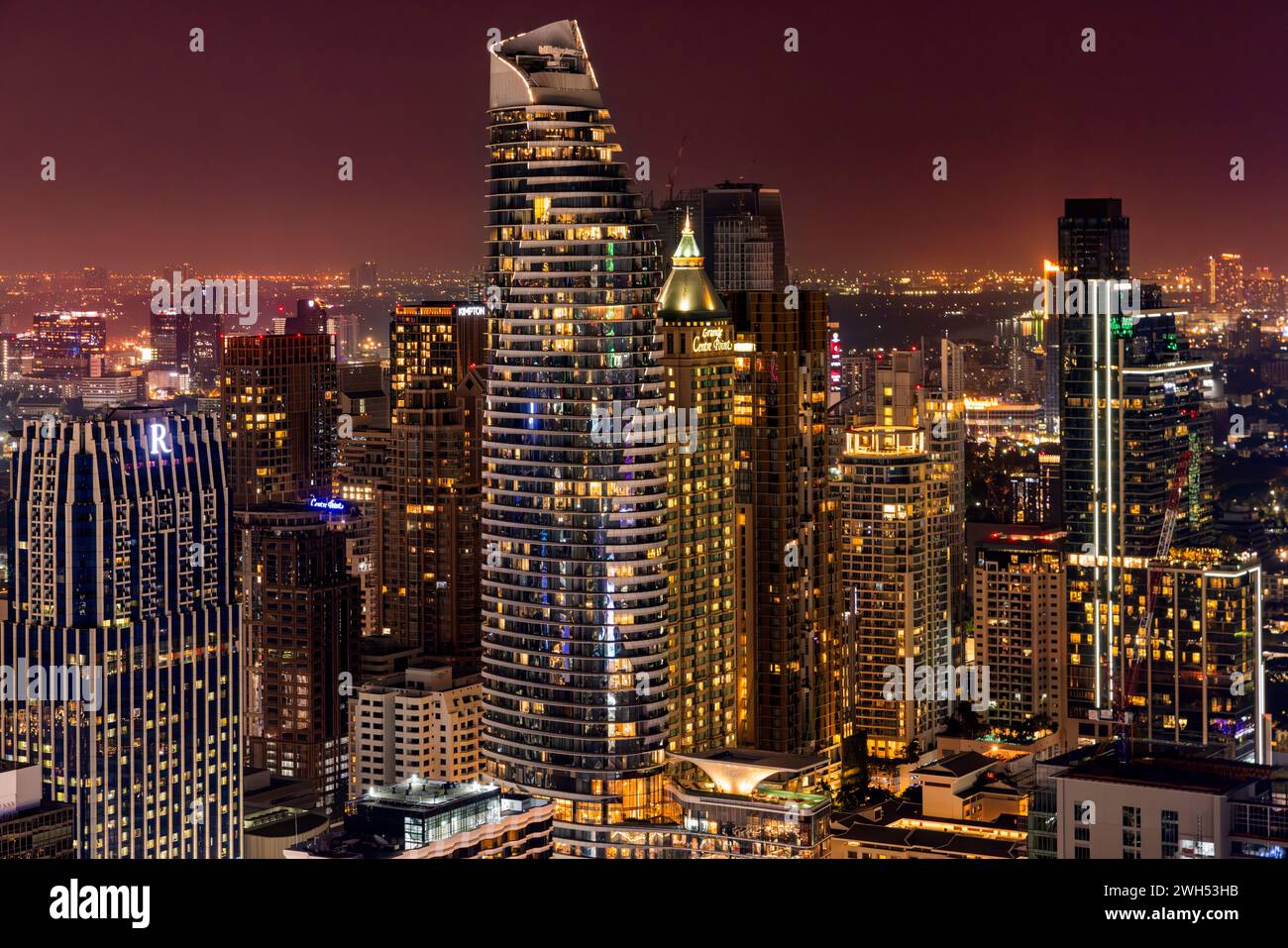 Bangkok skyline landscape at night, Thailand Stock Photo - Alamy
