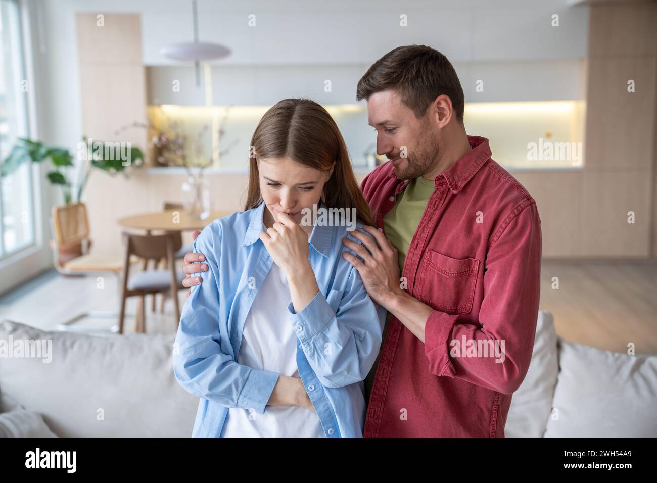 Unwilling hug hi-res stock photography and images - Alamy
