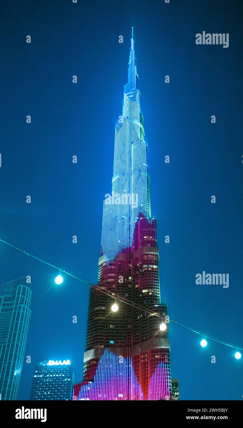 Burj Khalifa,the tallest manmade structure in the world, at 829.8 m ...