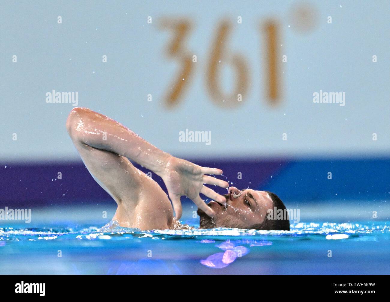 Doha, Qatar. 7th Feb, 2024. Giorgio Minisini of Italy performs during ...