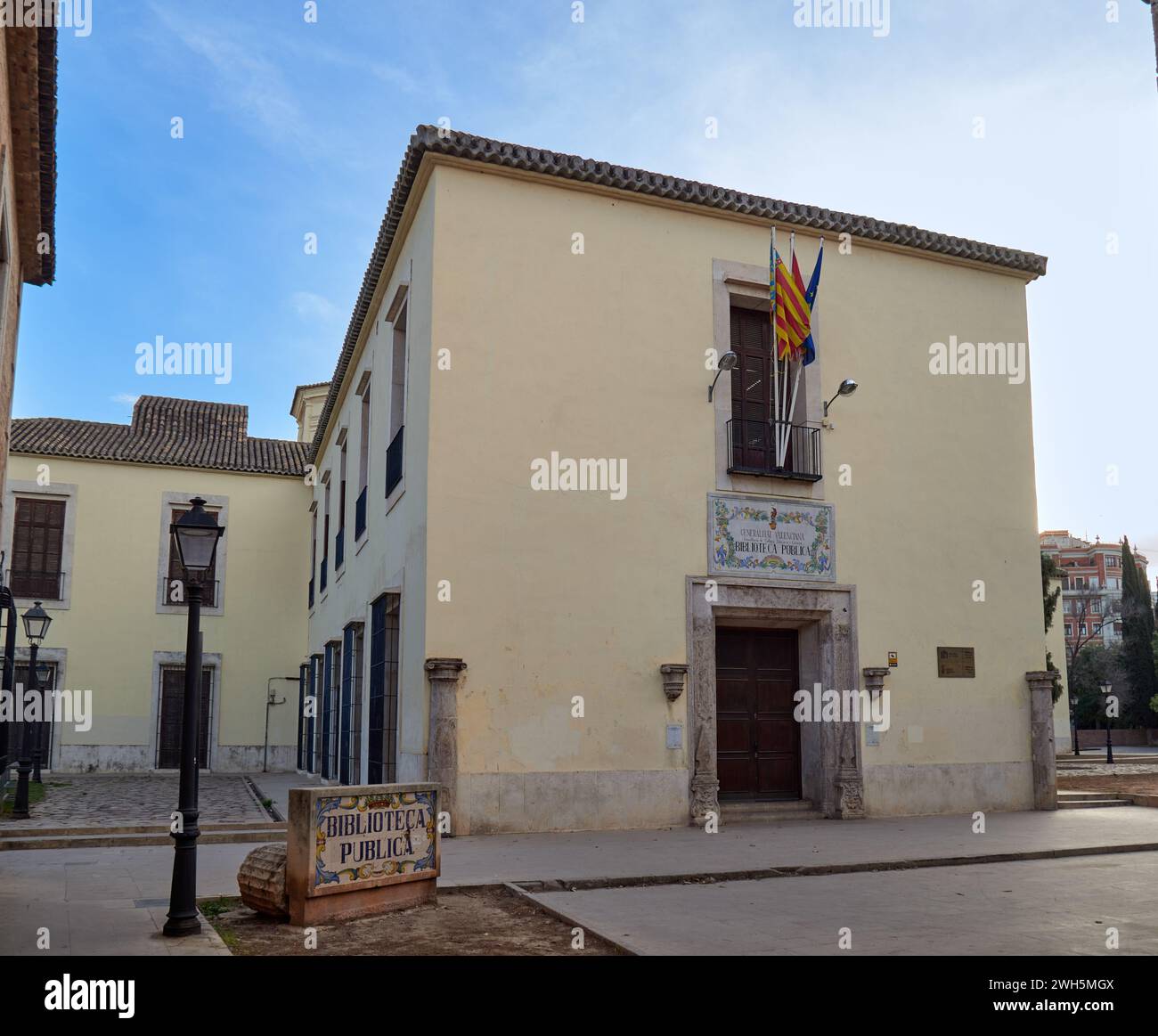 Public Library of the city of Valencia Stock Photo - Alamy