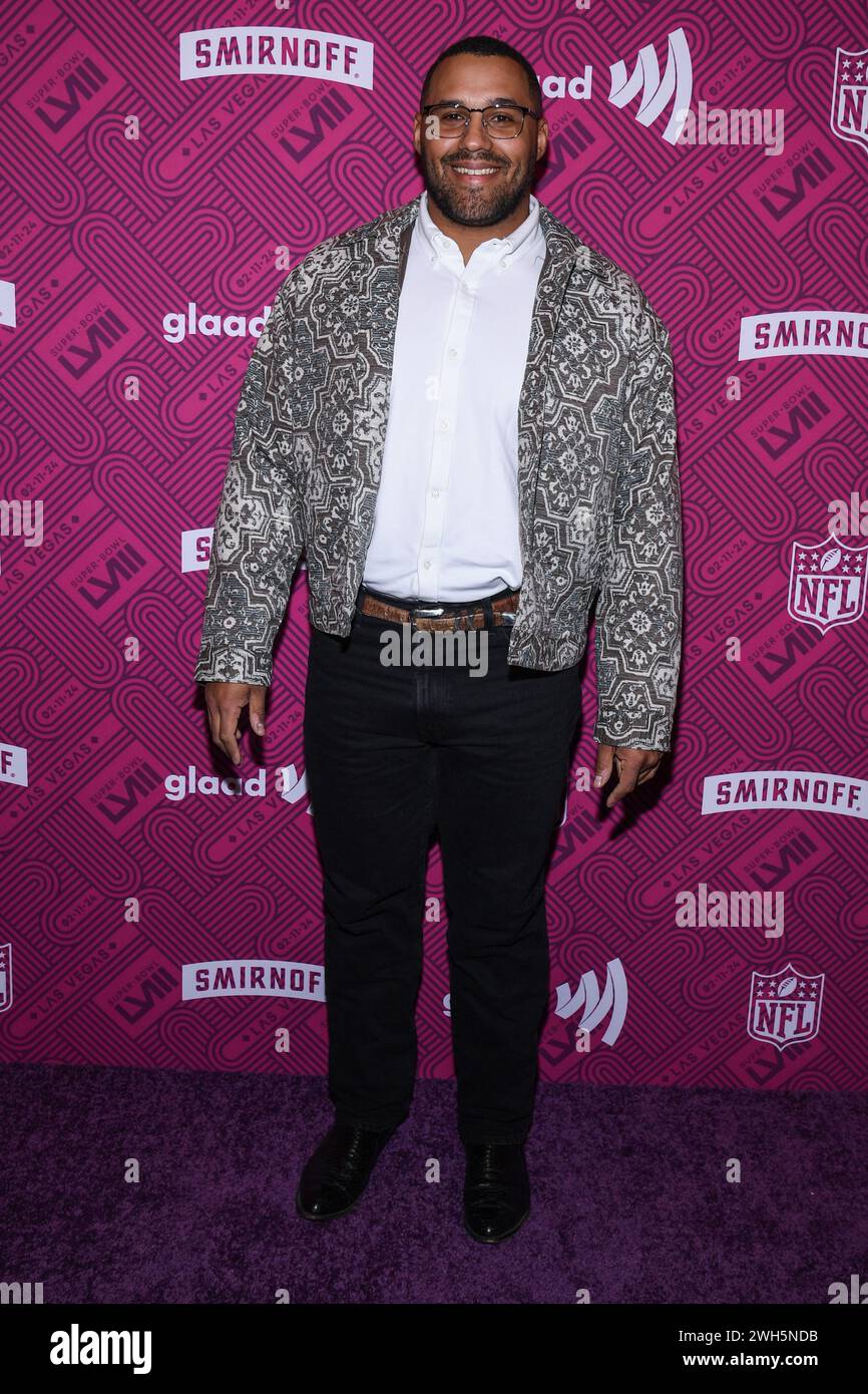 Las Vegas, USA. 07th Feb, 2024. Kevin Maxen poses on the red carpet at ...