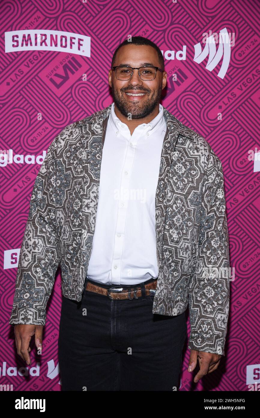 Las Vegas, USA. 07th Feb, 2024. Kevin Maxen poses on the red carpet at ...