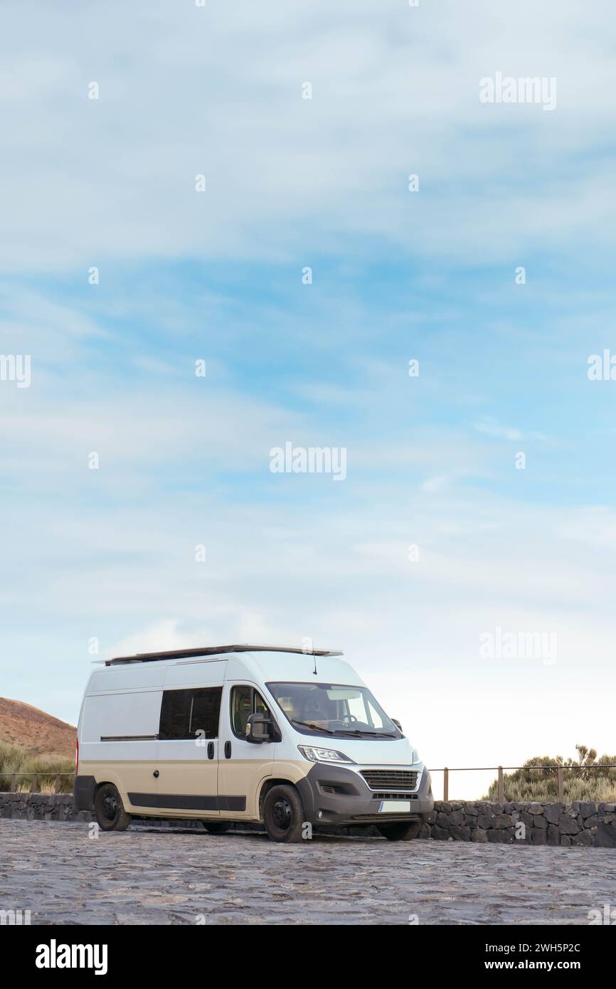 Camper in the natural setting hi-res stock photography and images - Alamy