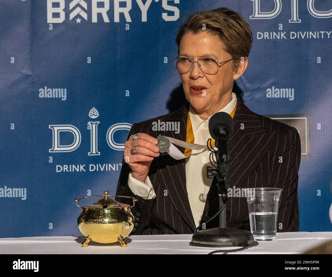 Annette Bening is honored at Hasty Pudding Theatricals Woman of the ...