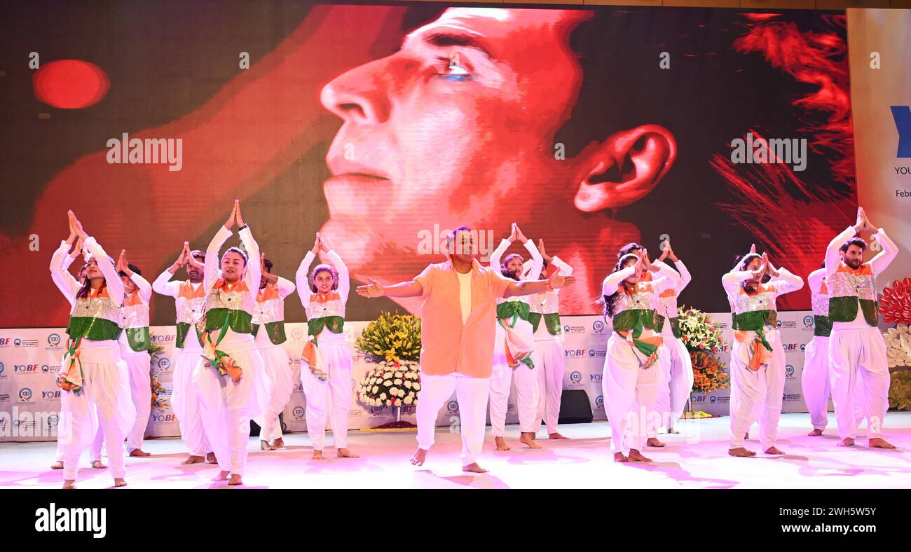 Ganesh acharya hi-res stock photography and images - Alamy