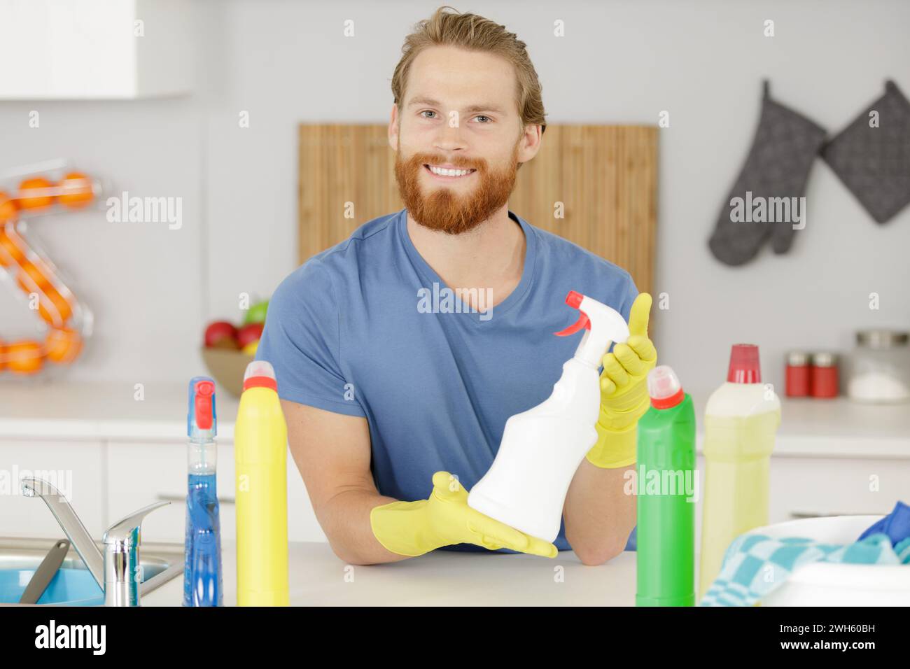 Using wash board hi-res stock photography and images - Alamy