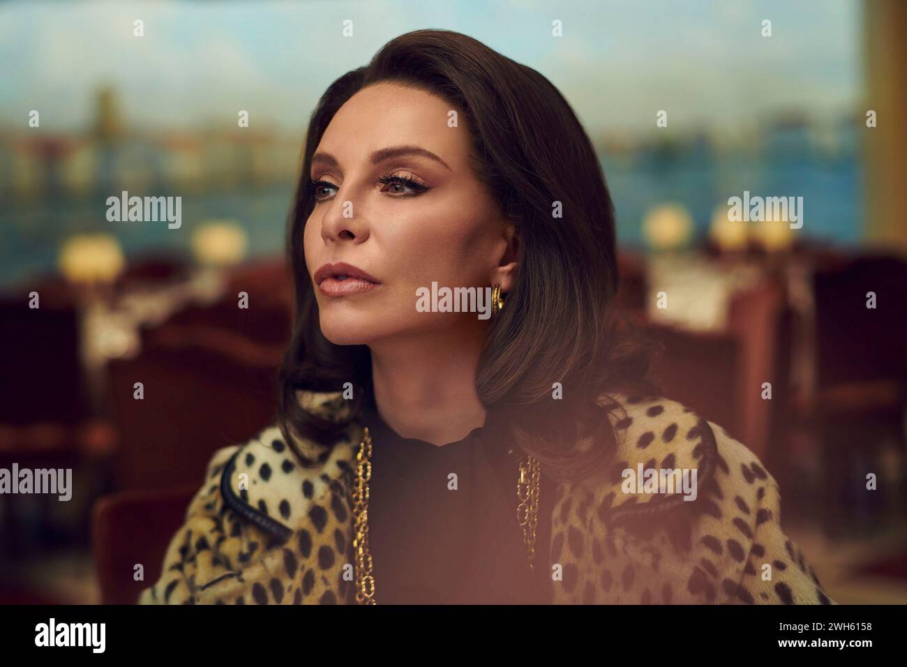 CALISTA FLOCKHART in FEUD (2024), directed by RYAN MURPHY. Season 2 ...