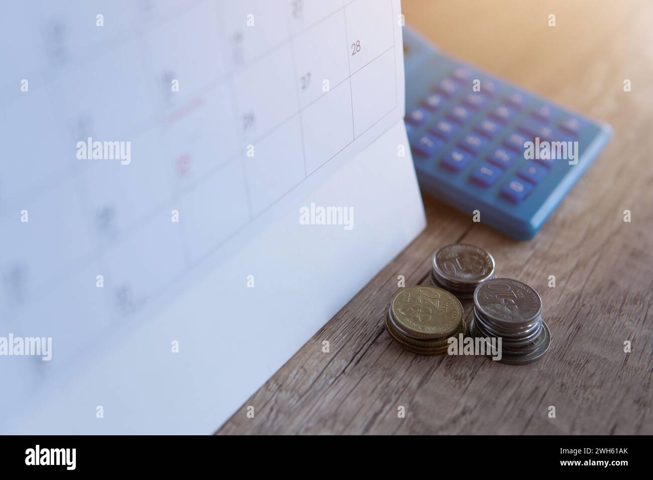 Calendar with calculator hi-res stock photography and images - Alamy