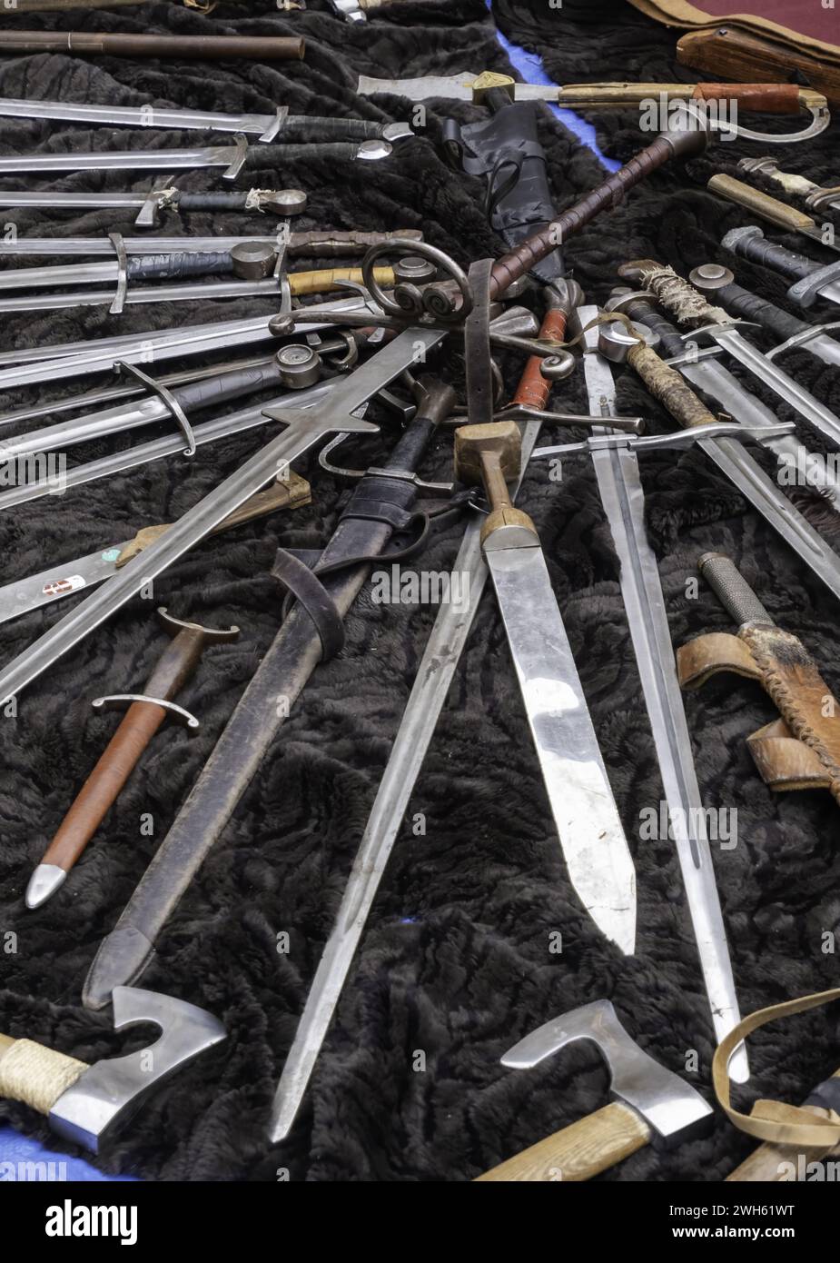 Antique throne weapons hi-res stock photography and images - Alamy