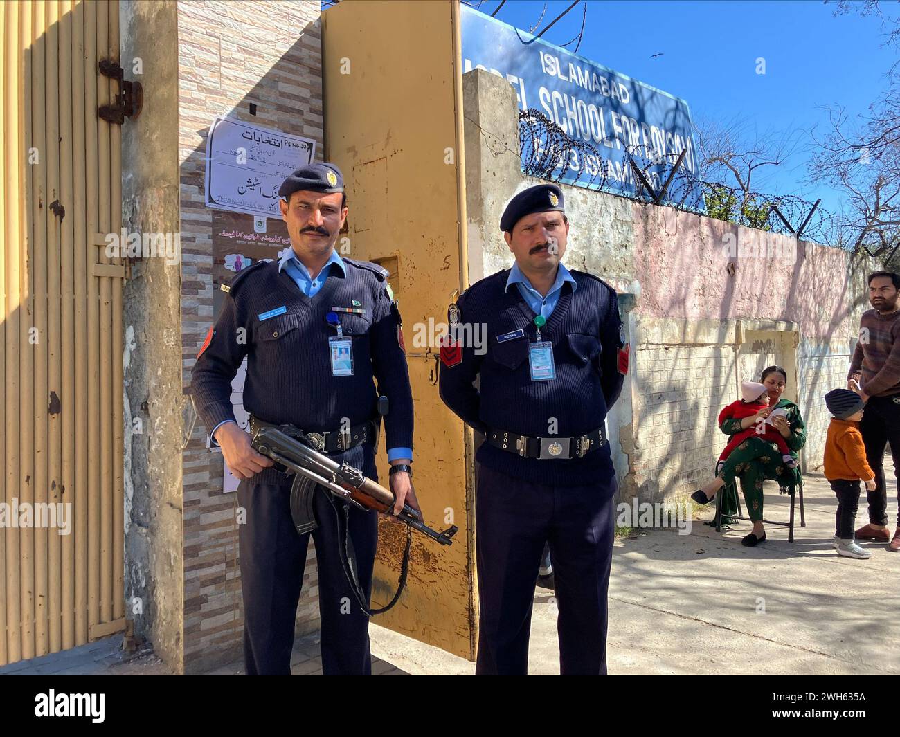 Guard security islamabad pakistan hi-res stock photography and images ...